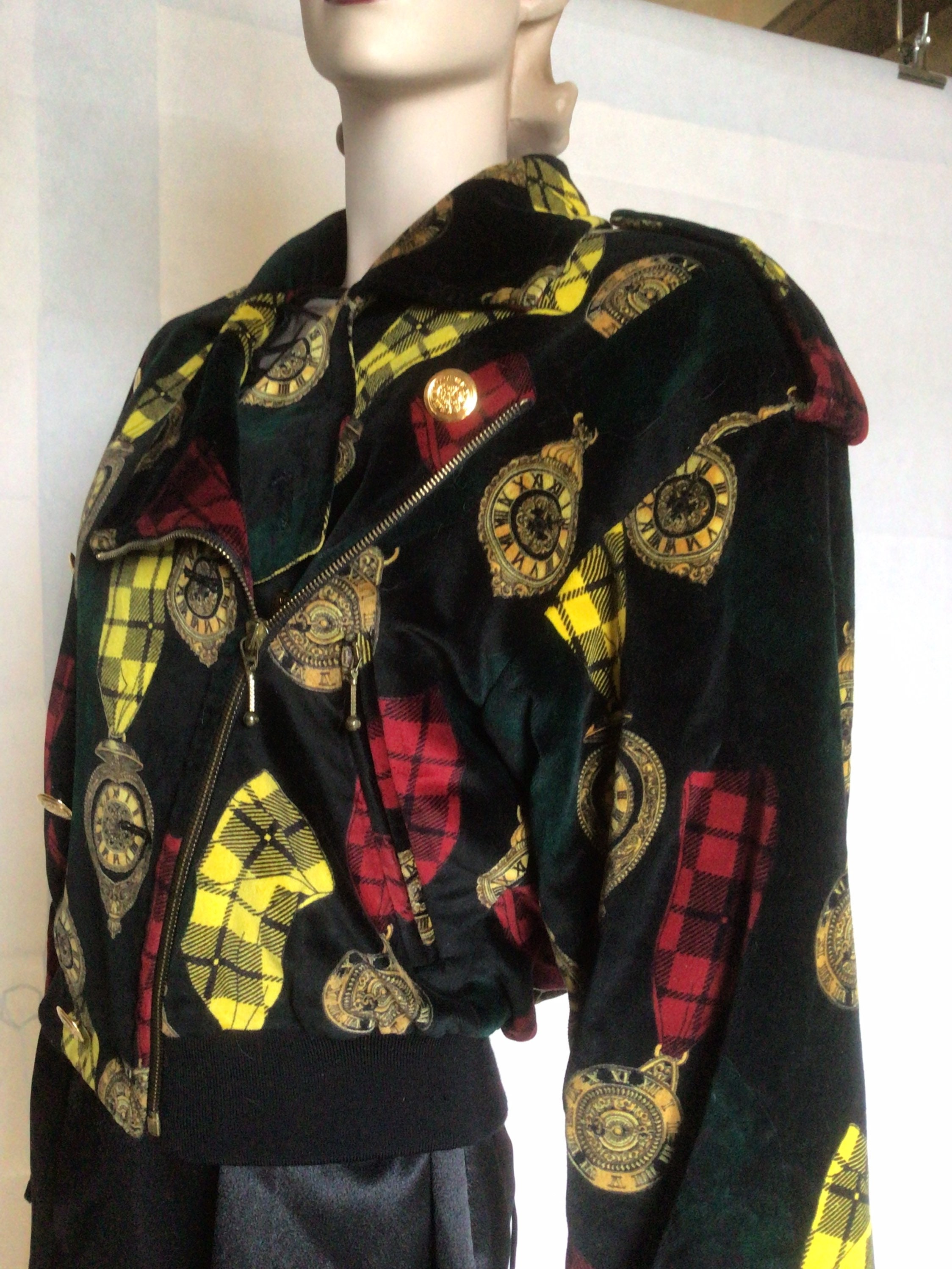 Vtg 80s RARE Escada Designer Dark Green Velvet Clock Insignia Tartan ...