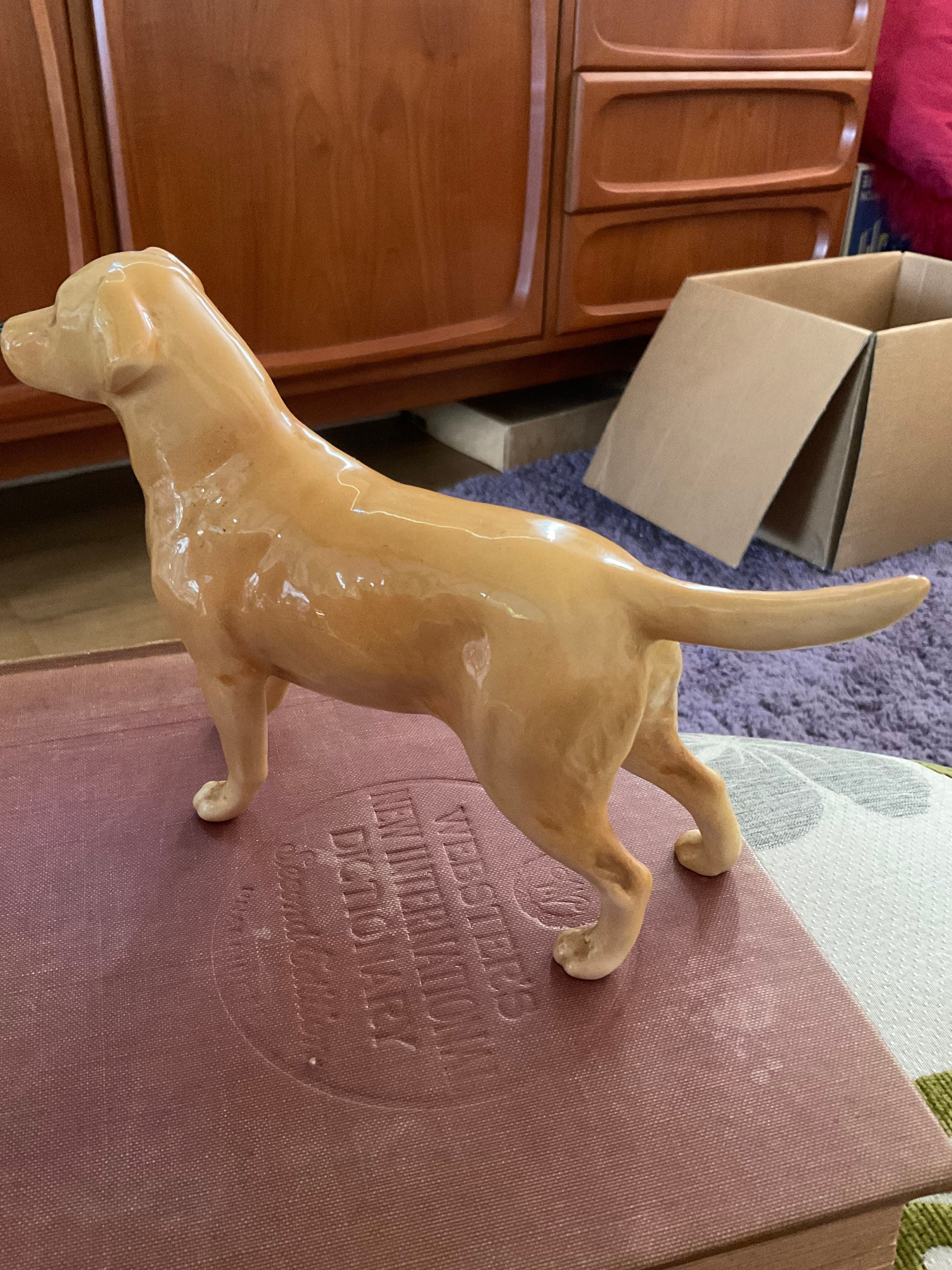Vtg Beswick Golden Labrador on Point. - Etsy