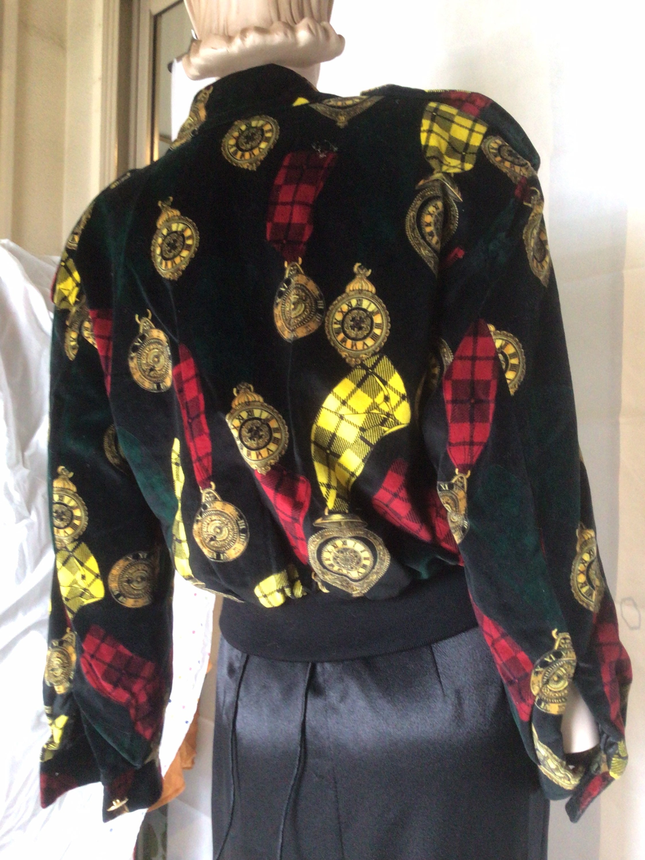 Vtg 80s RARE Escada Designer Dark Green Velvet Clock Insignia Tartan ...