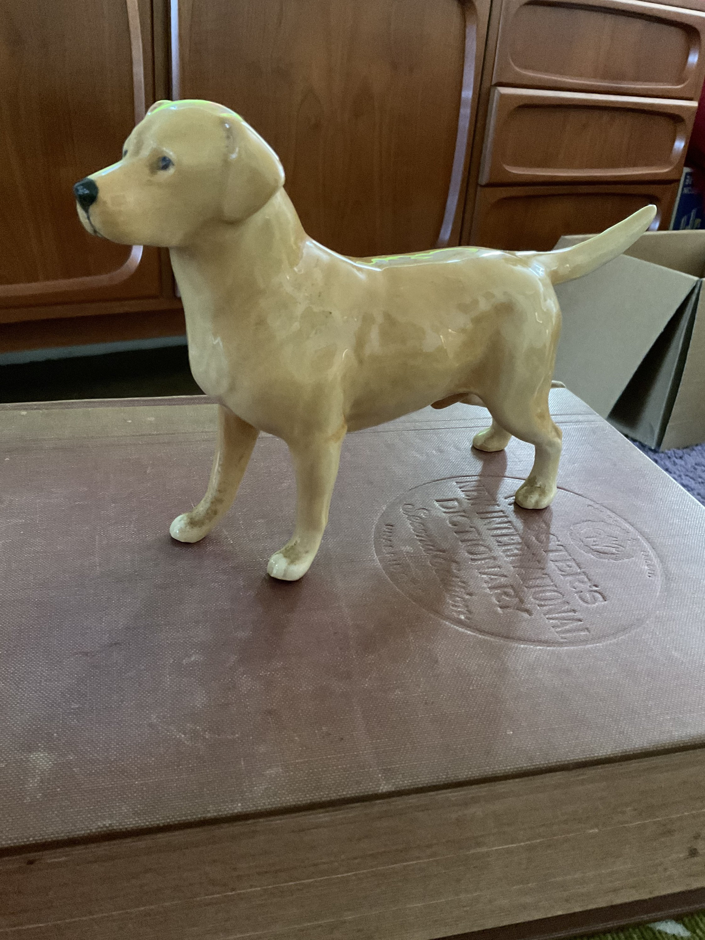 Vtg Beswick Golden Labrador on Point. - Etsy
