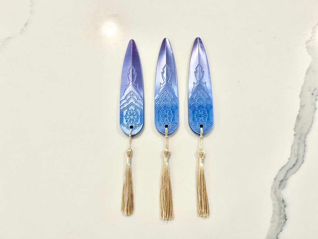 Zoey Shin-kal Dagger – Purple Glow in the Dark K-pop Prop With Tassel ...