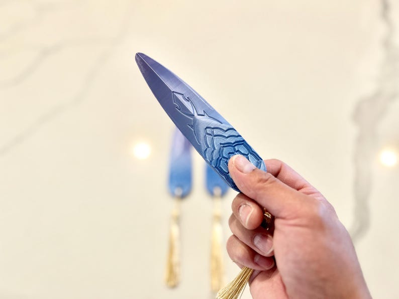 Zoey Shin-kal Dagger – Purple Glow in the Dark K-pop Prop With Tassel ...