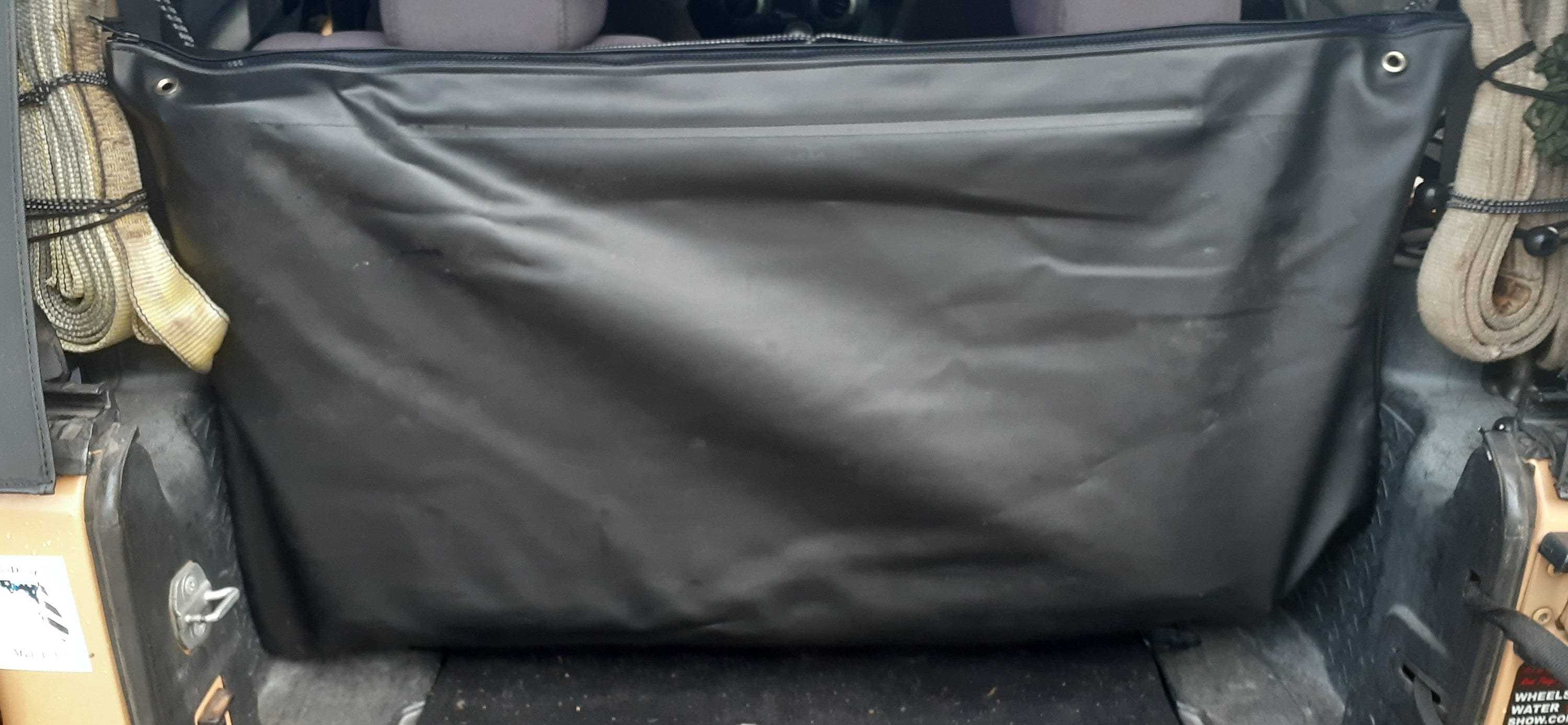 JK 2 or 4 Door Rear Quarterpanel Window Carrier for Jeep Wranglers ...