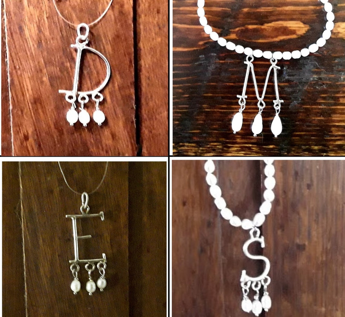 Anne Boleyns Initial Pearl Necklace - Etsy UK