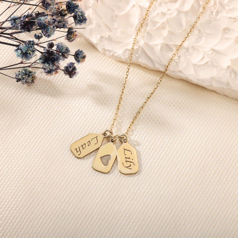 Personalized Bar Tag Name Necklace , Minimalist Name Initial Date ...