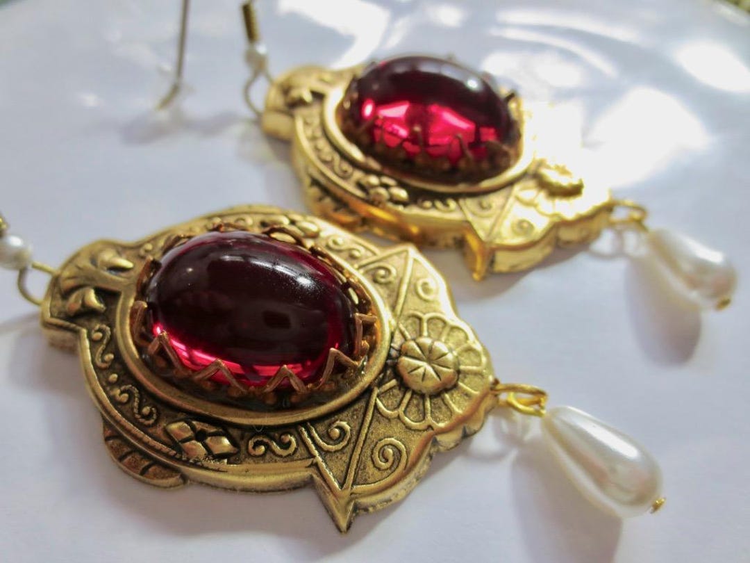 Tudor Earrings, Gothic Medieval Earrings, Vintage Ruby Red Cabochon ...