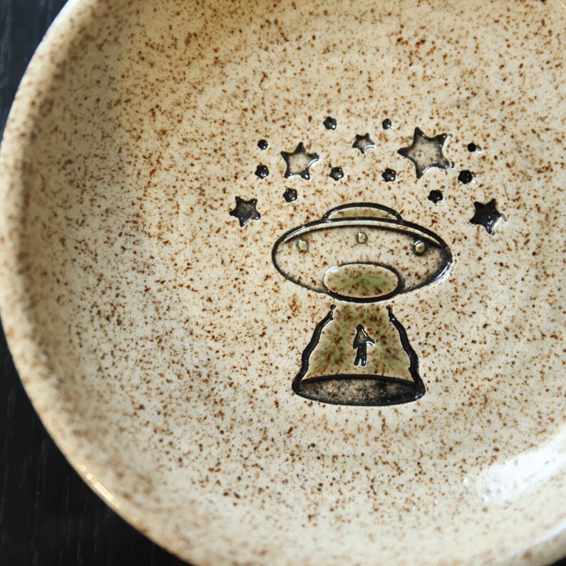 Ceramic UFO Dish Alien Flying Saucer Pottery - Etsy