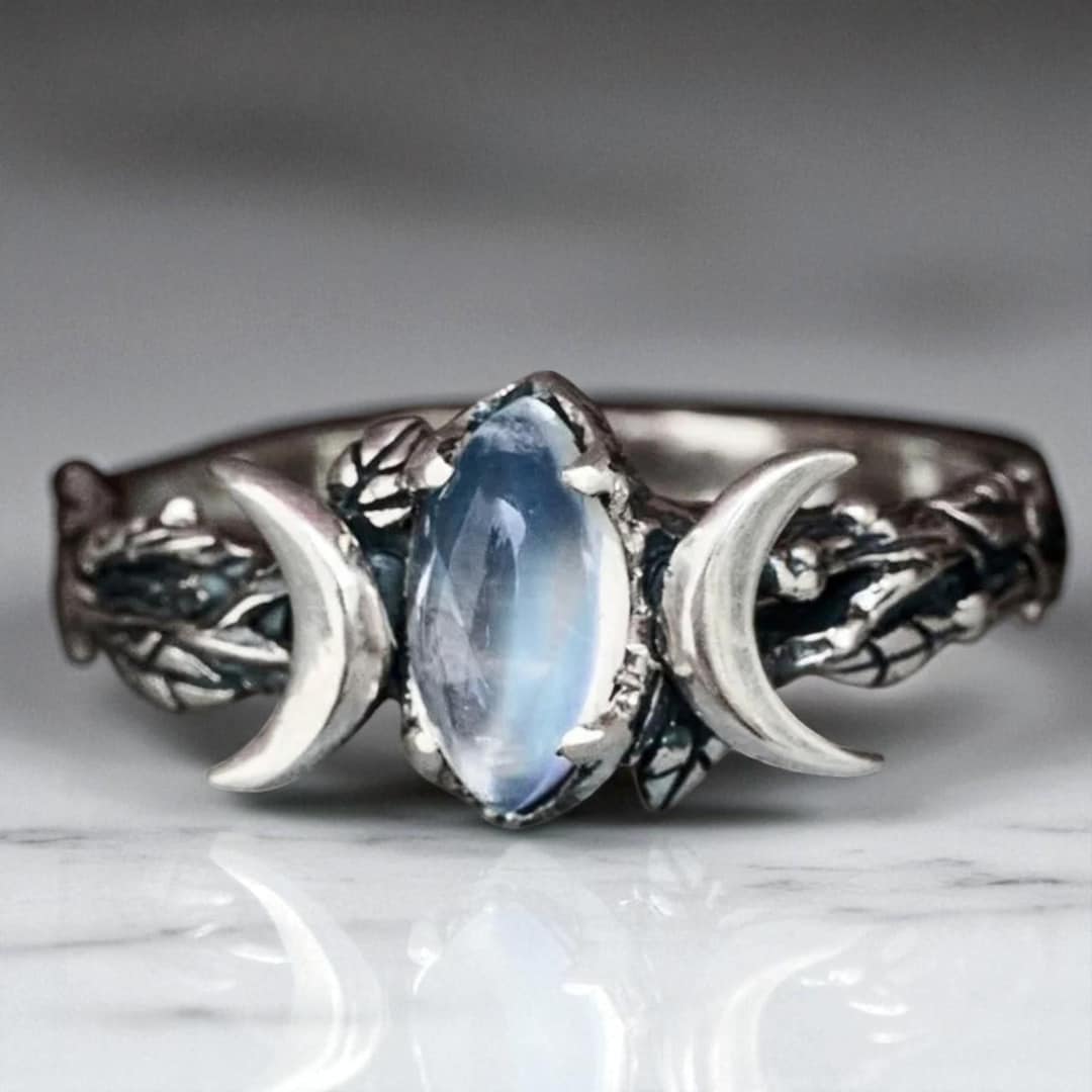 Moonstone Ring: Gothic Triple Moon, Witchy Boho Jewelry - Etsy