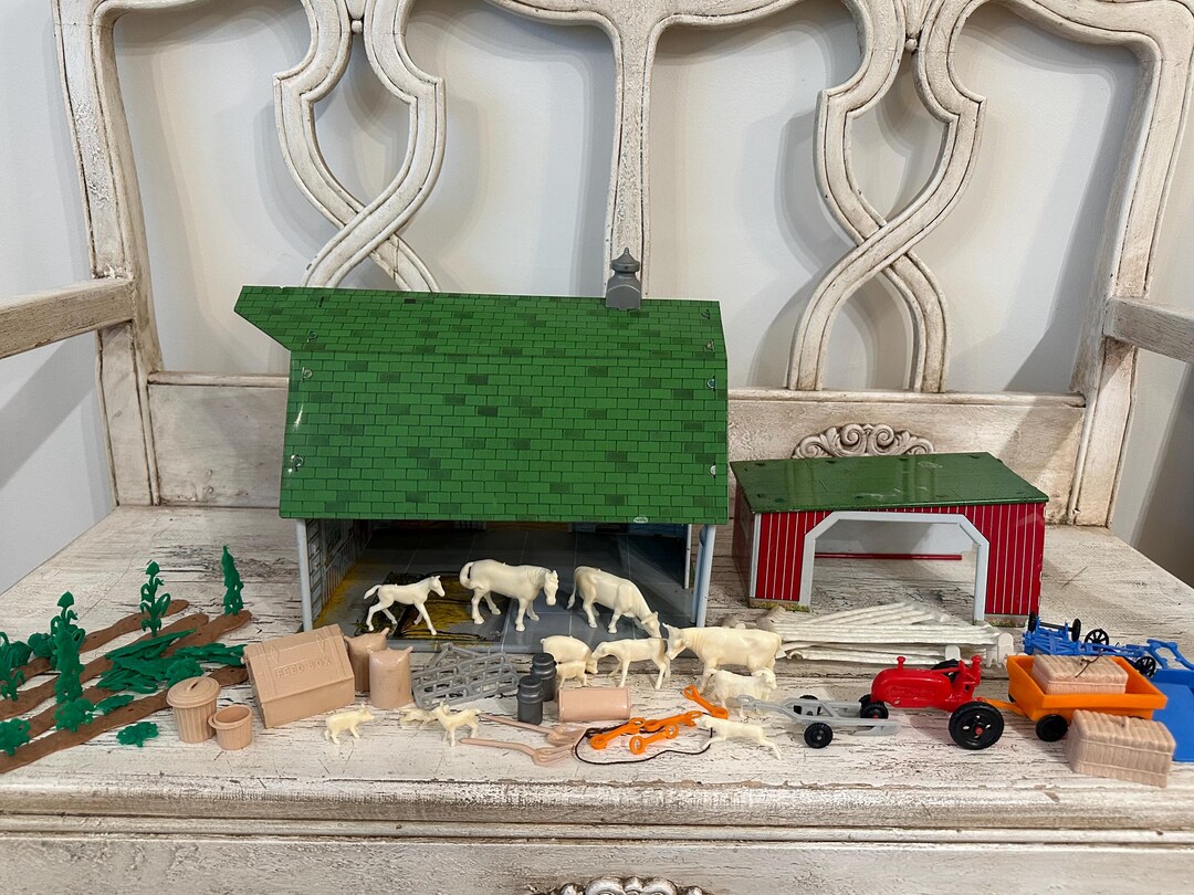 Vintage Marx Lazy Days Farm - Tin Litho Toy With Plastic Accessories ...