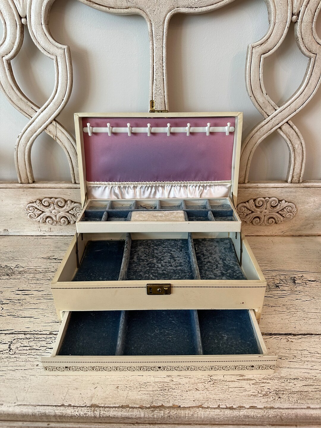 Vintage Jewelry Box With Original Key - Mele - White and Blue Tiered ...