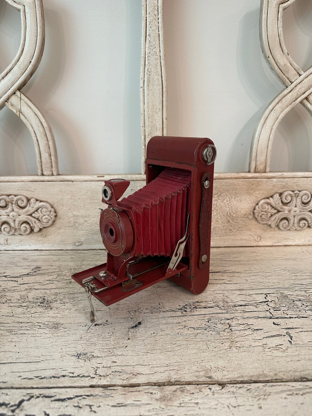 Vintage Red Folding Bellows Camera - Rainbow Hawkeye Red Camera - Great ...