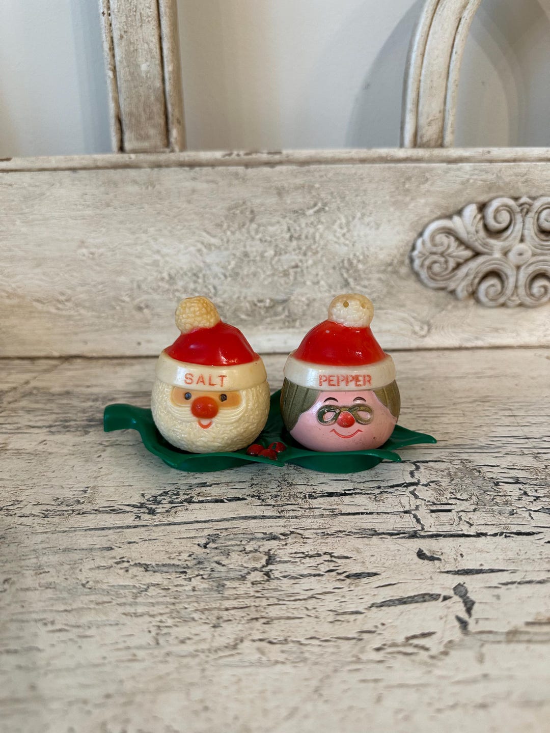 Vintage Christmas Salt and Pepper Set - Plastic Santa and Mrs. Pepper ...