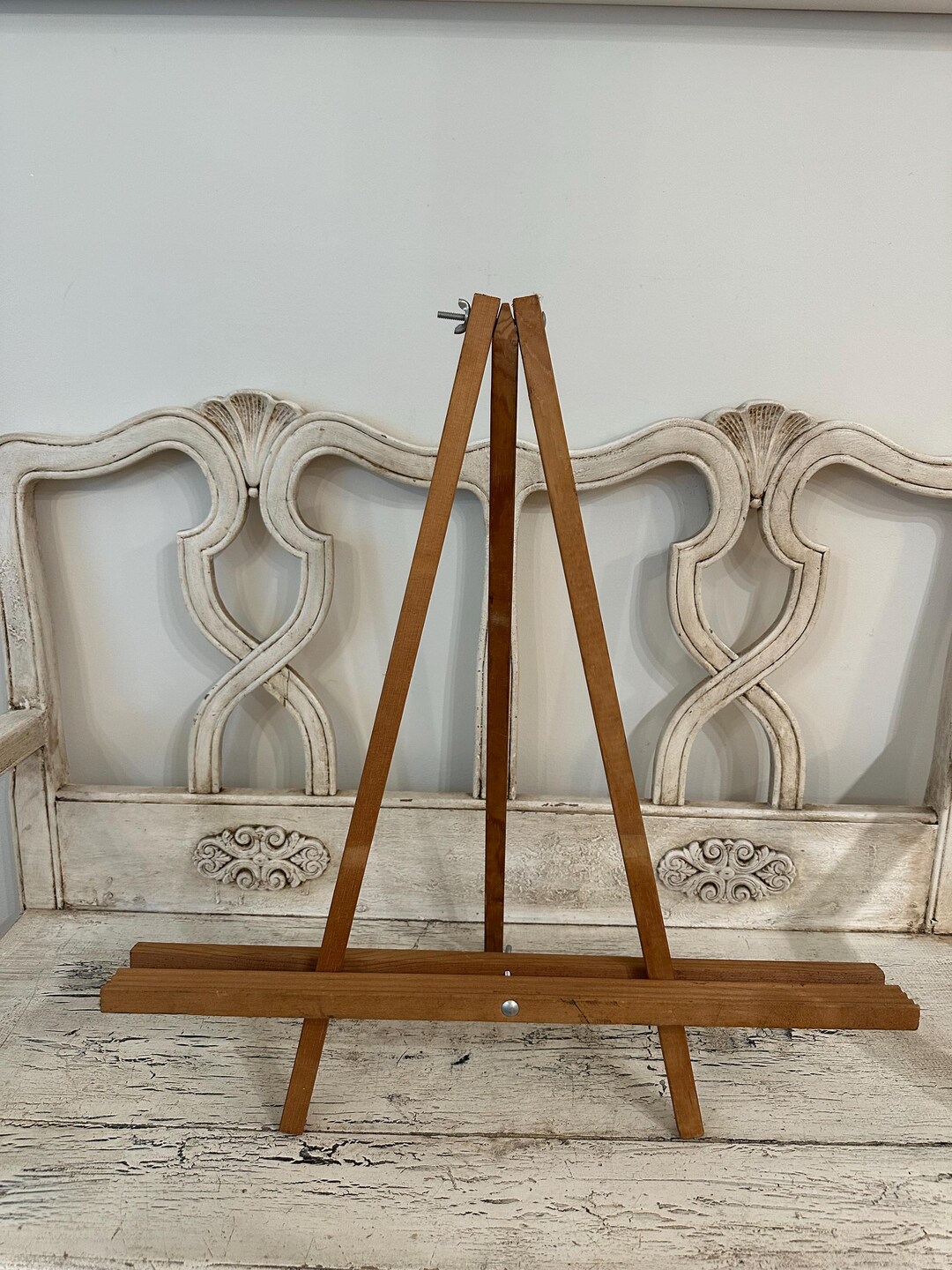 Vintage Wooden Table Top Easel - Distressed and Rustic - Great for Art ...