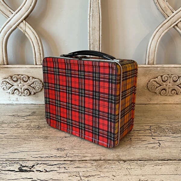 Vintage Lunch Box - Etsy