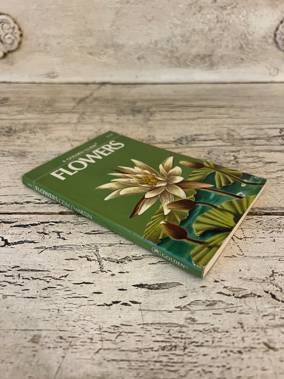 Golden Nature Guide - Pocket Size - Flowers - 1970 - Etsy