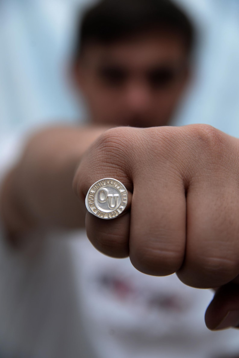 Custom University Crest Ring: Sterling Silver, Gold, Graduation Gift - Etsy
