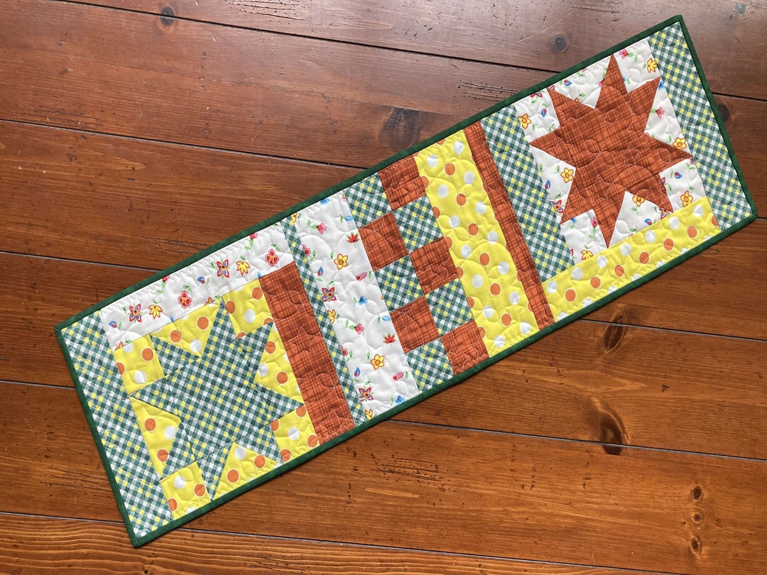 Floral Stars Quilted Table Runner - Etsy