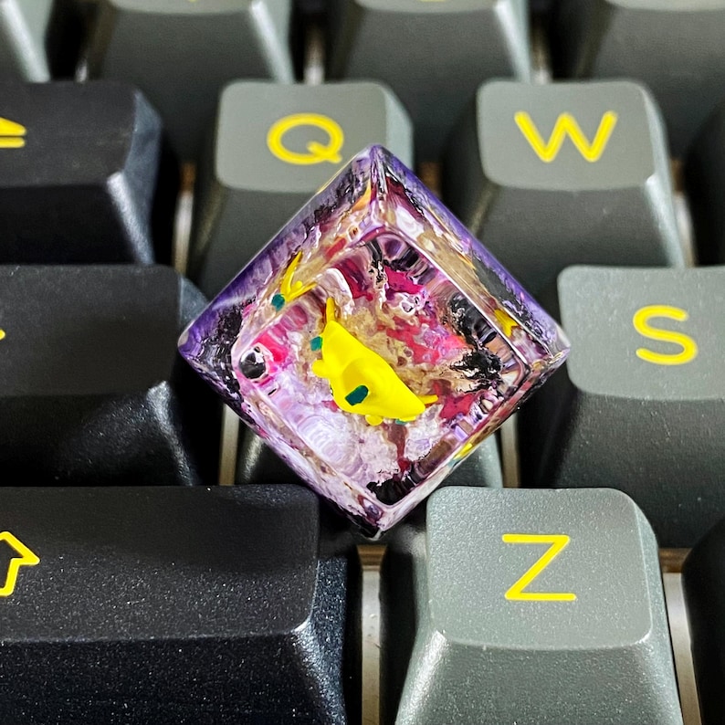 Jira.chi Resin Keycap, Simple Base, Custom Anime Keycap Artisan ...