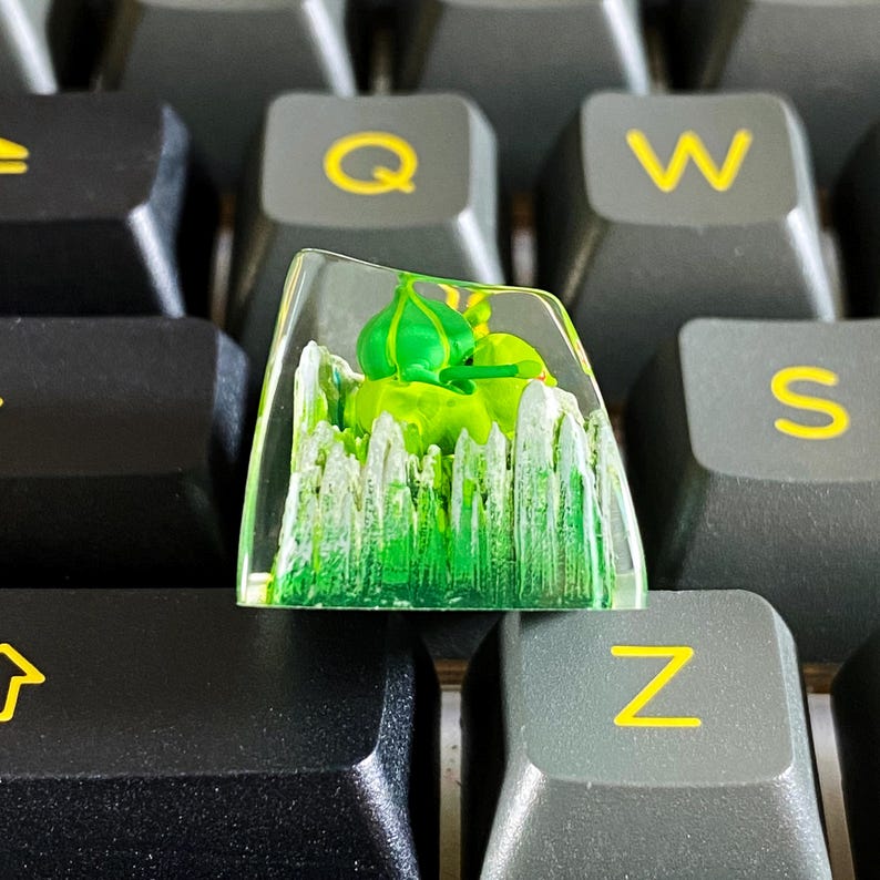 Shiny Bul.basaur Resin Keycap, Simple Base, Custom Anime Keycap Artisan ...