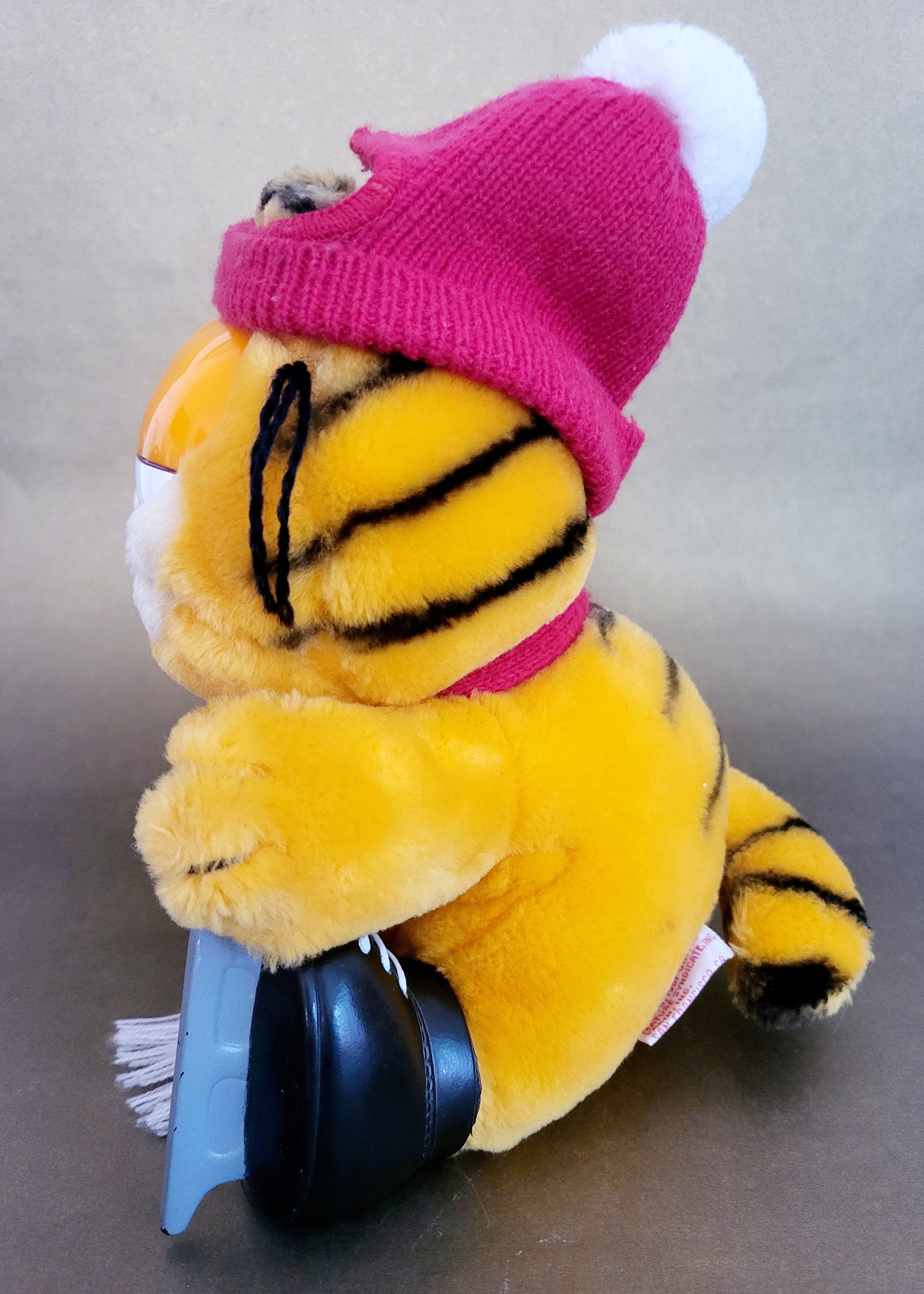 Cuddly Garfield the Cat Plush Toy With Winter Outfit - Collectible ...