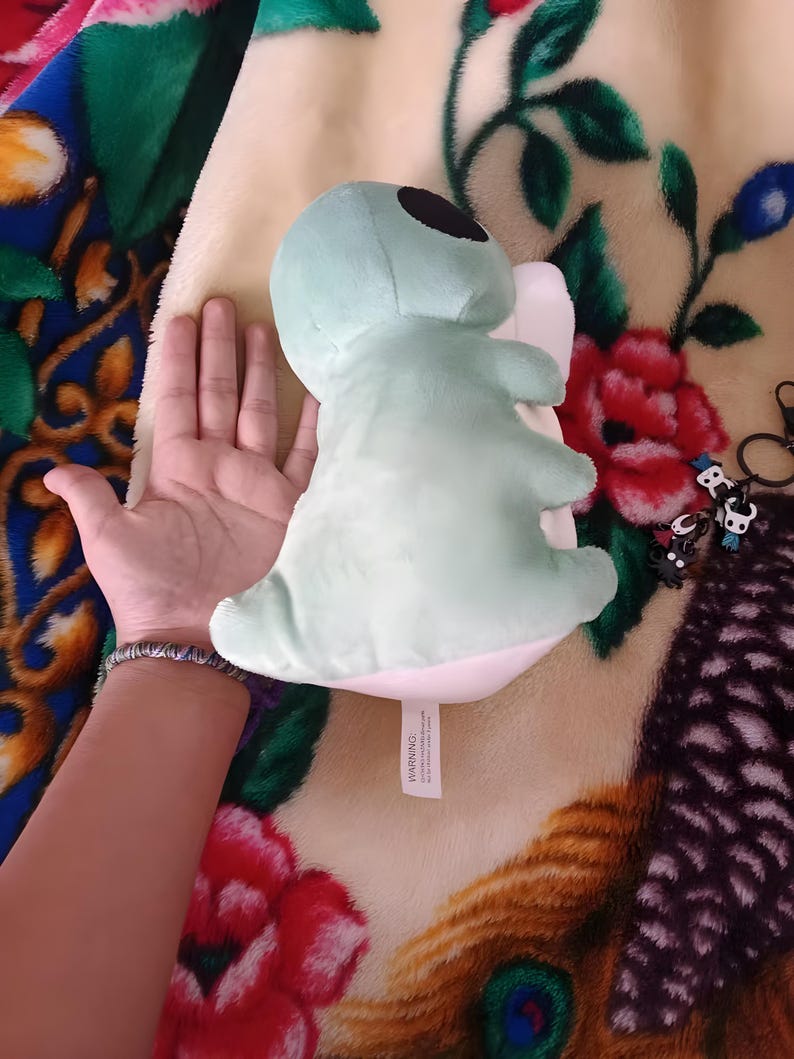 Hollow Knight Grub Plush Toy – Cute Collectible Soft Plushie Gift - Etsy