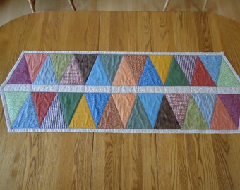 Triangle Table Topper - Etsy