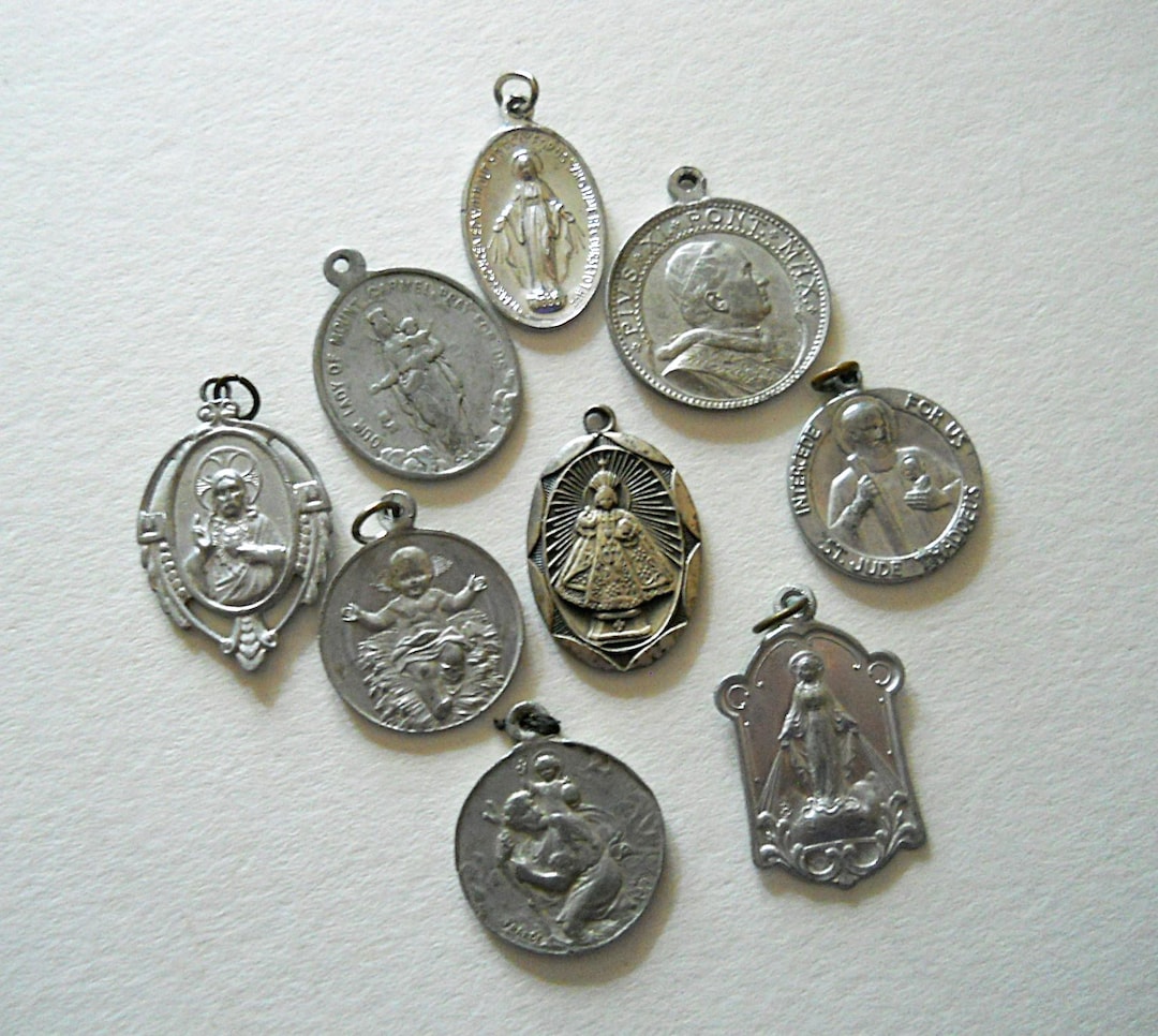Catholic Medals - Vintage Religious Silver-toned Jewelry - Pope Pius XI ...