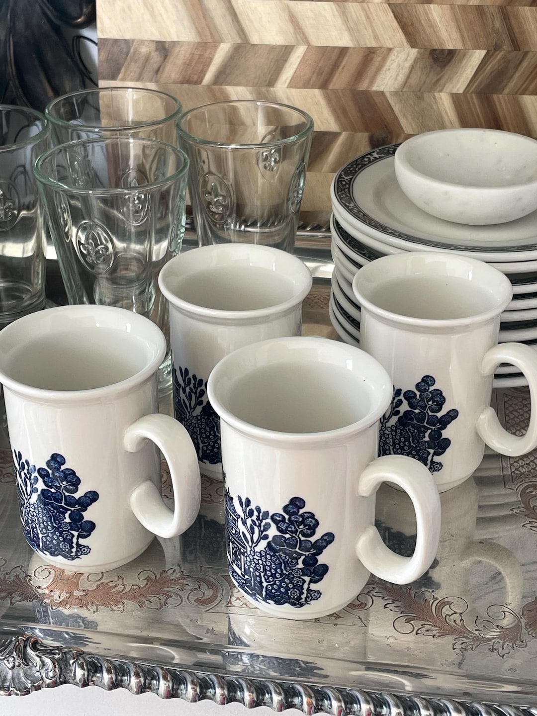 Pair of Vintage Churchill Blue Willow Mugs. Vintage Blue and White ...