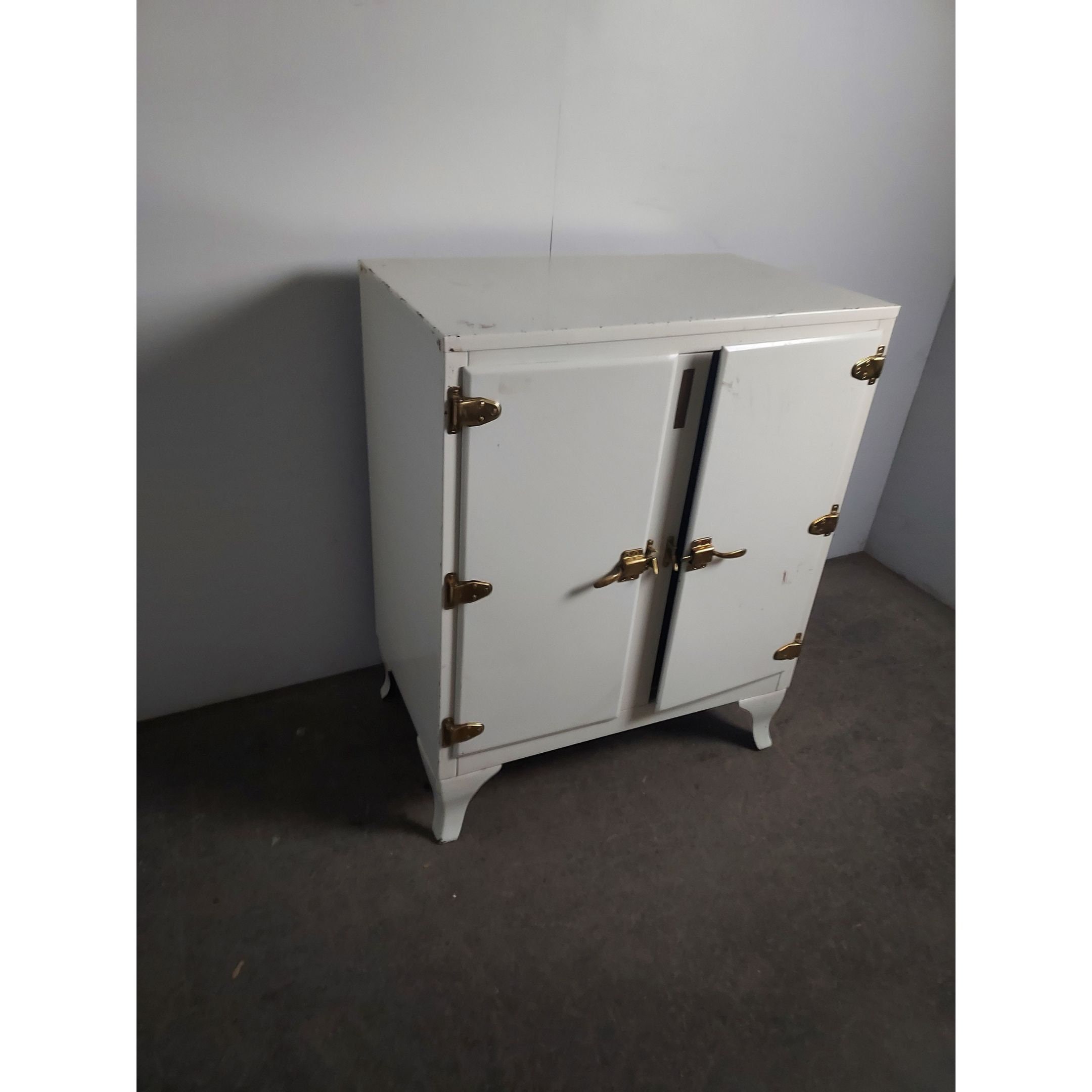 Unusual 1920,s Metal Ice Box 194753 Shipping is Not Free Please Conatct ...