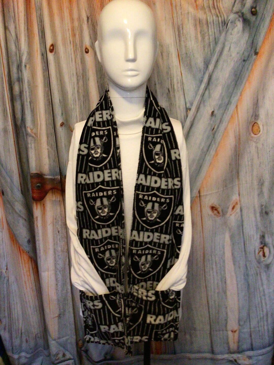 Las Vegas Raiders Hidden Pocket Fleece Scarf - Etsy