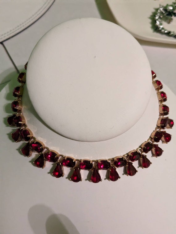 Vintage red rhinestone necklace - Gem