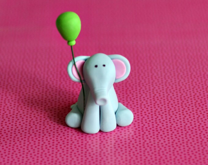 Fondant Elephant With a Balloon Perfect for a Smash Cake - Etsy