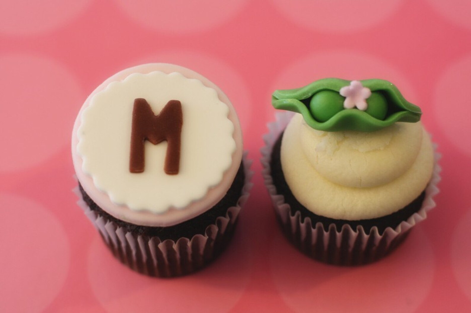 Fondant Pea Pod and Monogram Toppers for Baby Shower Cupcakes | Etsy