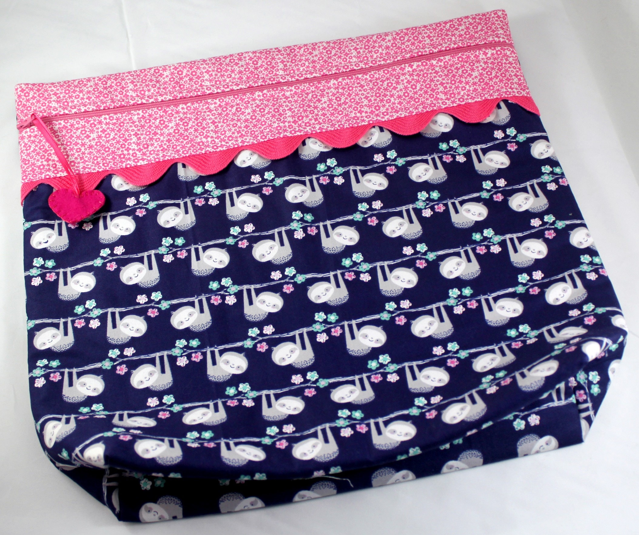 MORE2LUV Sweet Sloths Project Bag