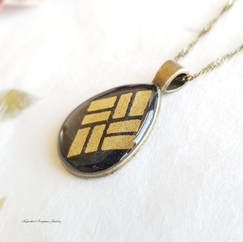 Japanese Origami Paper Kamon family Crest Resin Necklace Pendant With ...