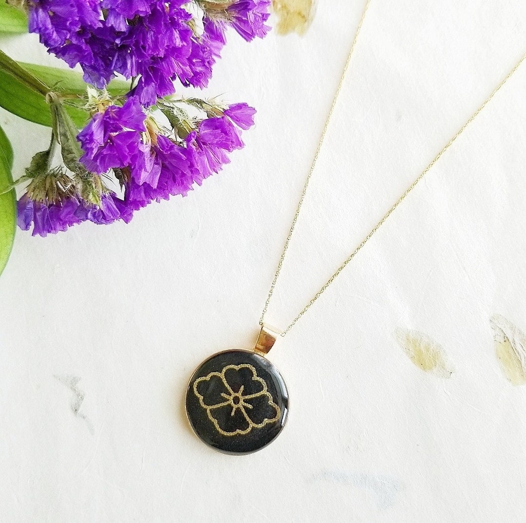 Japanese Origami Paper Resin Necklace Kamon Pendant With Gold Plated ...