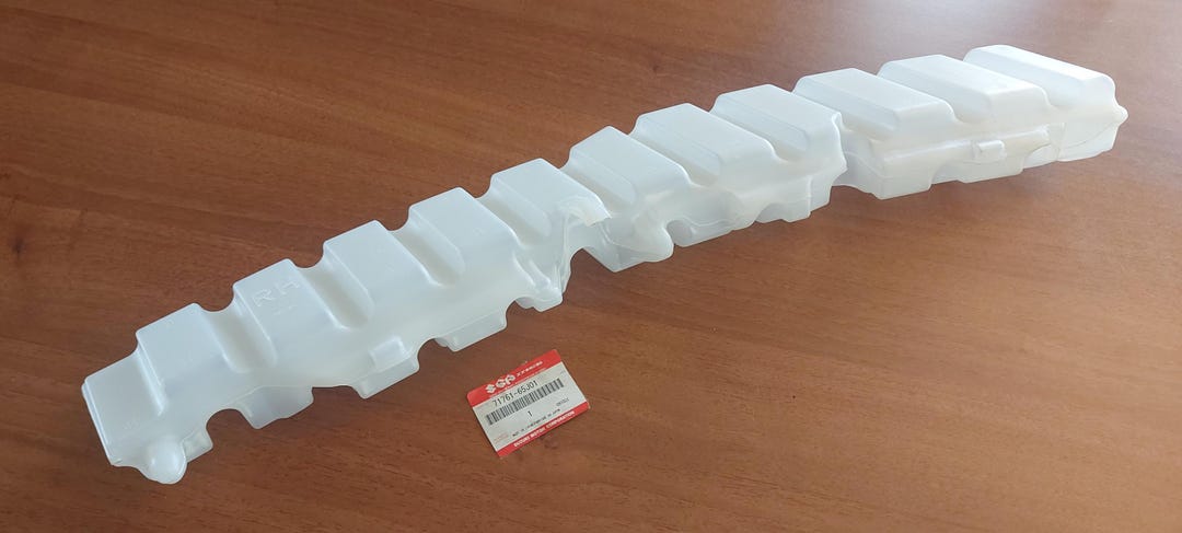 Absorber, Front Bumper (right), Suitable for Suzuki Grand Vitara ...