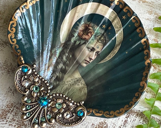 Moon Goddess Decoupaged Shell Jewelry Dish, Shell Dish, Jewelry Dish ...
