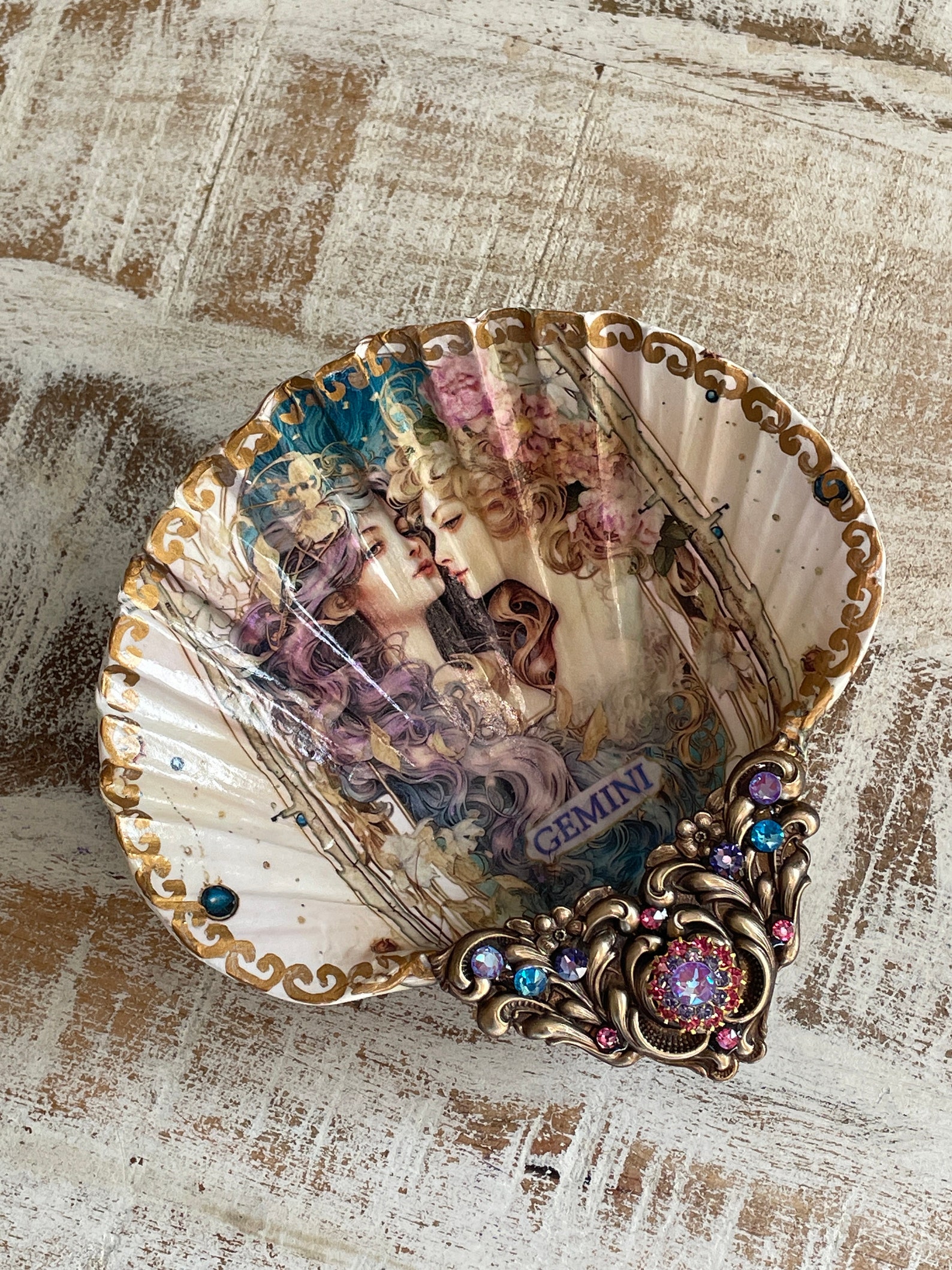Gemini Zodiac Decoupaged Shell Ring, Jewelry, Trinket Dish - Etsy