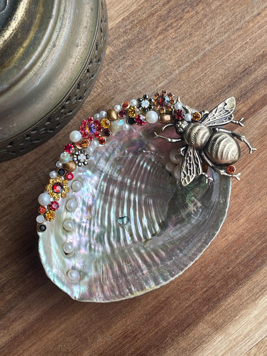 Bumble Bee Ring Dish, Abalone Shell Ring Holder - Etsy