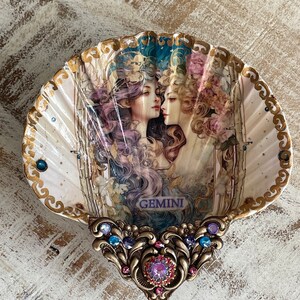 Gemini Zodiac Decoupaged Shell Ring, Jewelry, Trinket Dish - Etsy