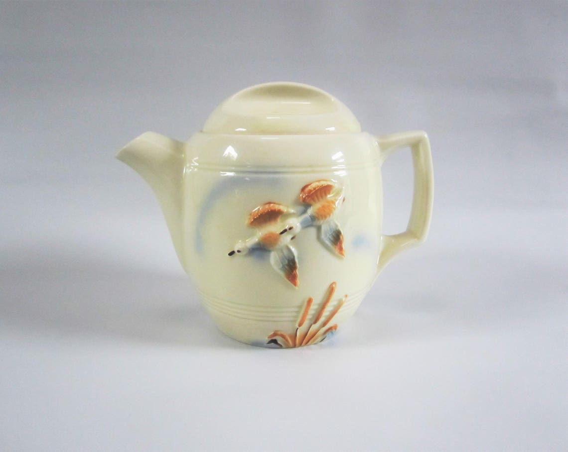 Vintage Porcelier Teapot LAKE COTTAGE Mini Teapot 1950s - Etsy
