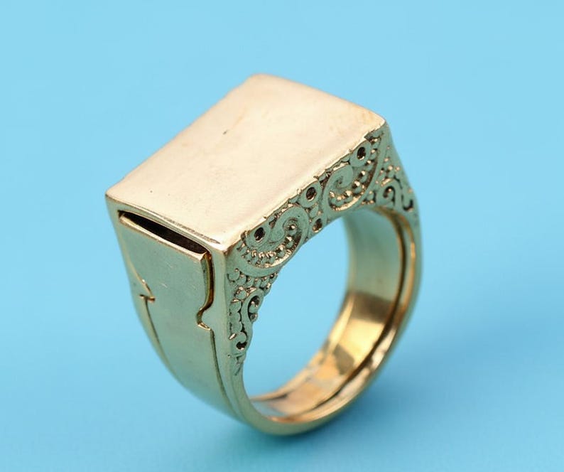Mystery Secret Ring, Hidden Compartment Brass Poison Ring, Vintage ...