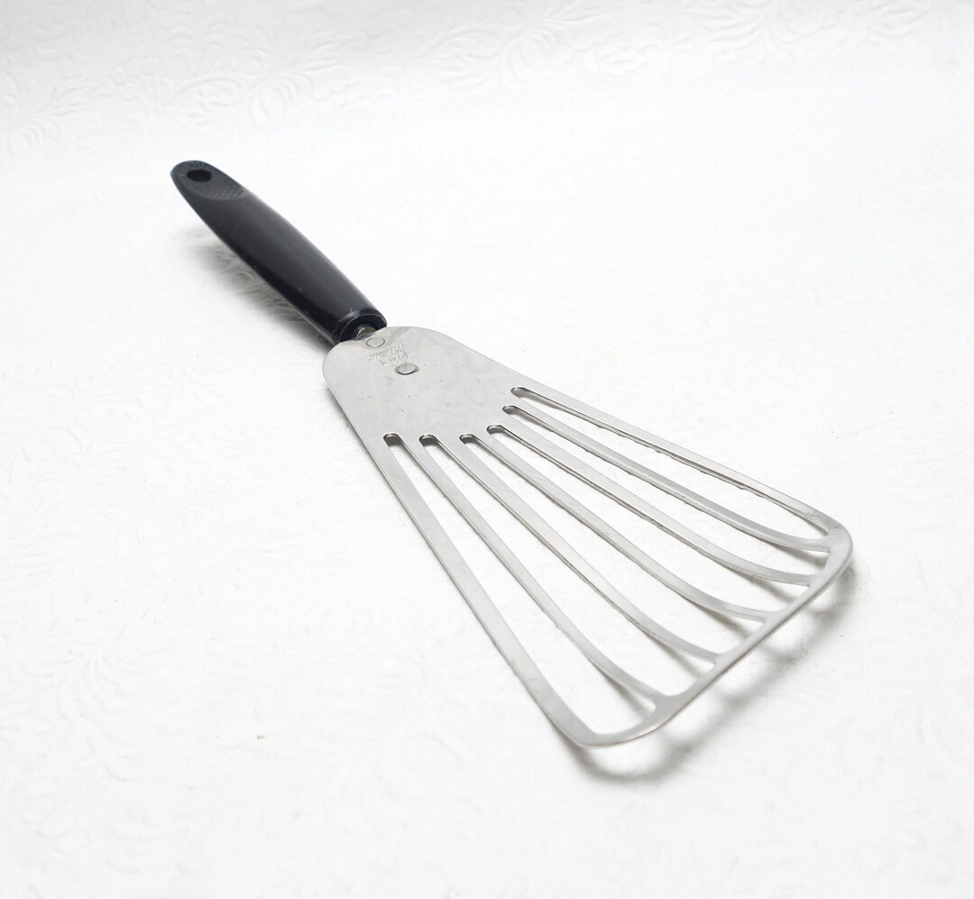 Vintage Ekco Short Black Handle 11.25" Slotted Stainless Beater Batter ...