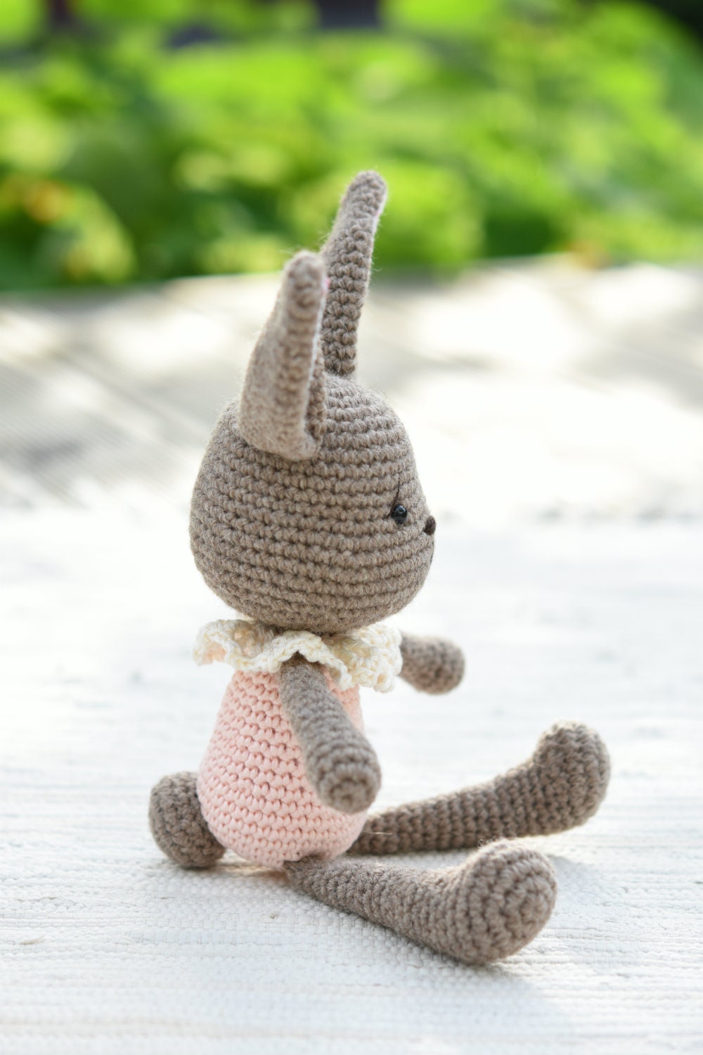 PATTERN Lace collar bunny crochet pattern amigurumi | Etsy