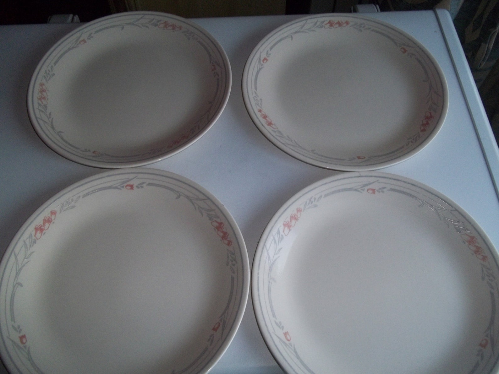4 Corelle Rose Bread Plates 6 3/4" Plates, Made in the USA - Etsy