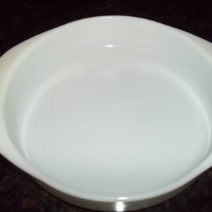 Pyrex #221 Milk White Cake Pan, With Handles - Etsy