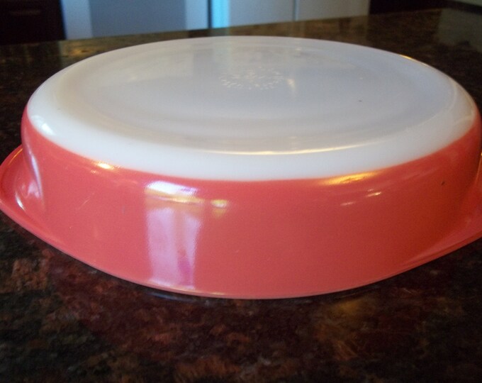 Pyrex 221 Flamingo AKA Raspberry Cake Pan, With Handles - Etsy