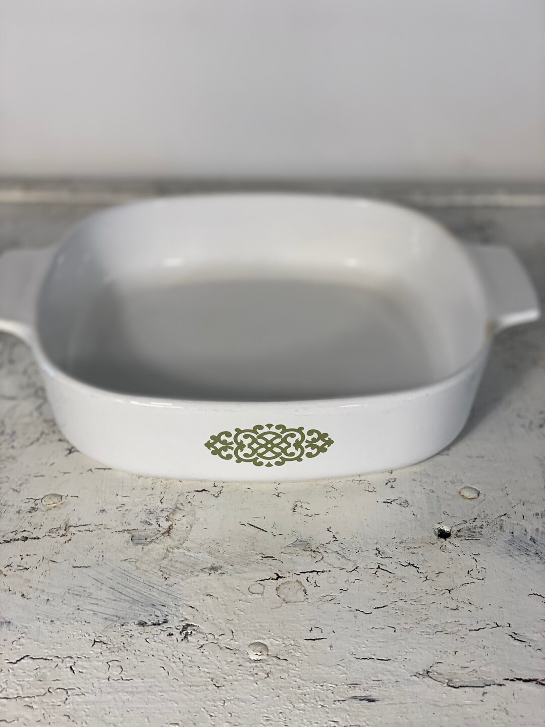A-8-B Shell Oil Medallion Green Corning Ware 1 1/2 Quart Casserole Dish ...