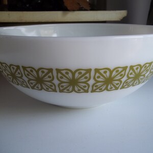 Pyrex#444, Hibiscus 4 Quart ,cinderella Mixing Bowl - Etsy